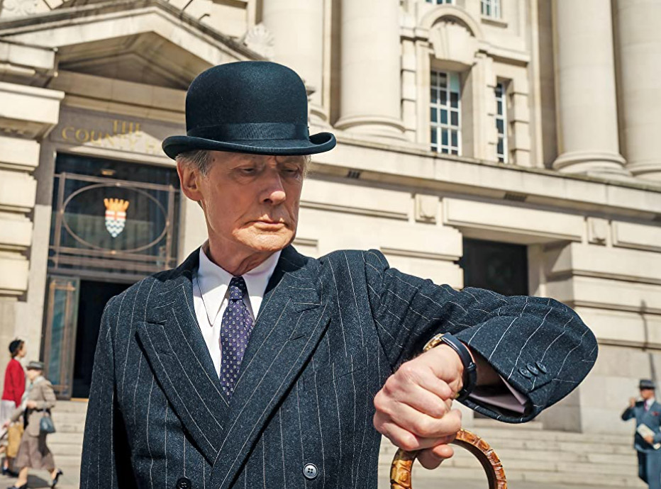 Living stars Oscar-nominated Bill Nighy - movie review